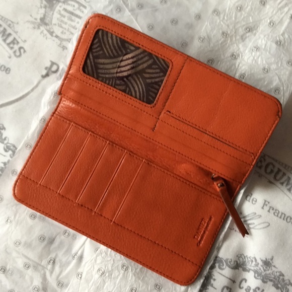 Danier | Bags | Danier Leather Wallet | Poshmark
